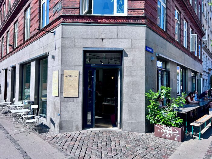Andersen & Maillard in Copenhagen | reviewed by The Coffeevine